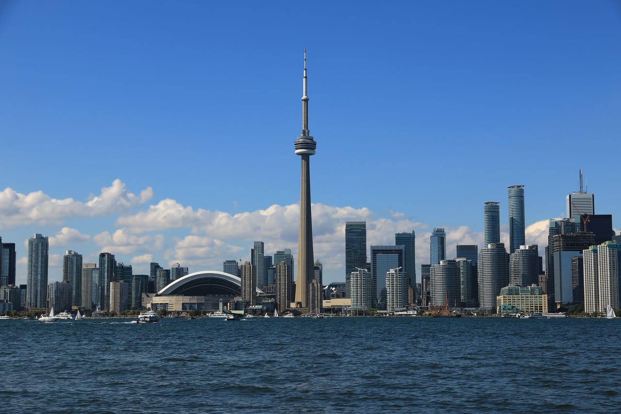 Where Are These Iconic Landmarks Around the World? - My Travel Quiz